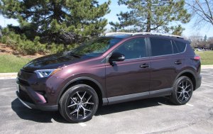 2016 Toyota RAV4 SE AWD – Savage On Wheels