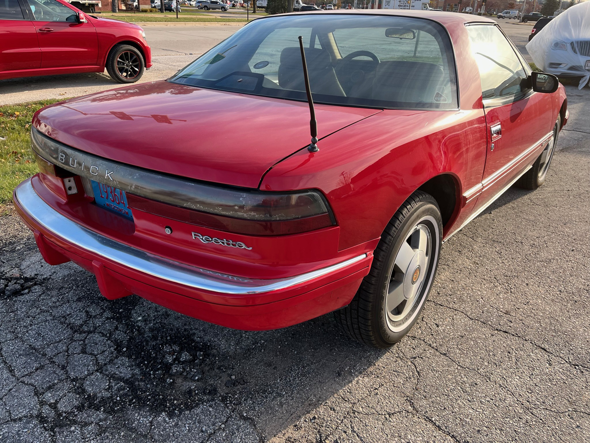 Car Spot: the Buick Reatta – Savage On Wheels