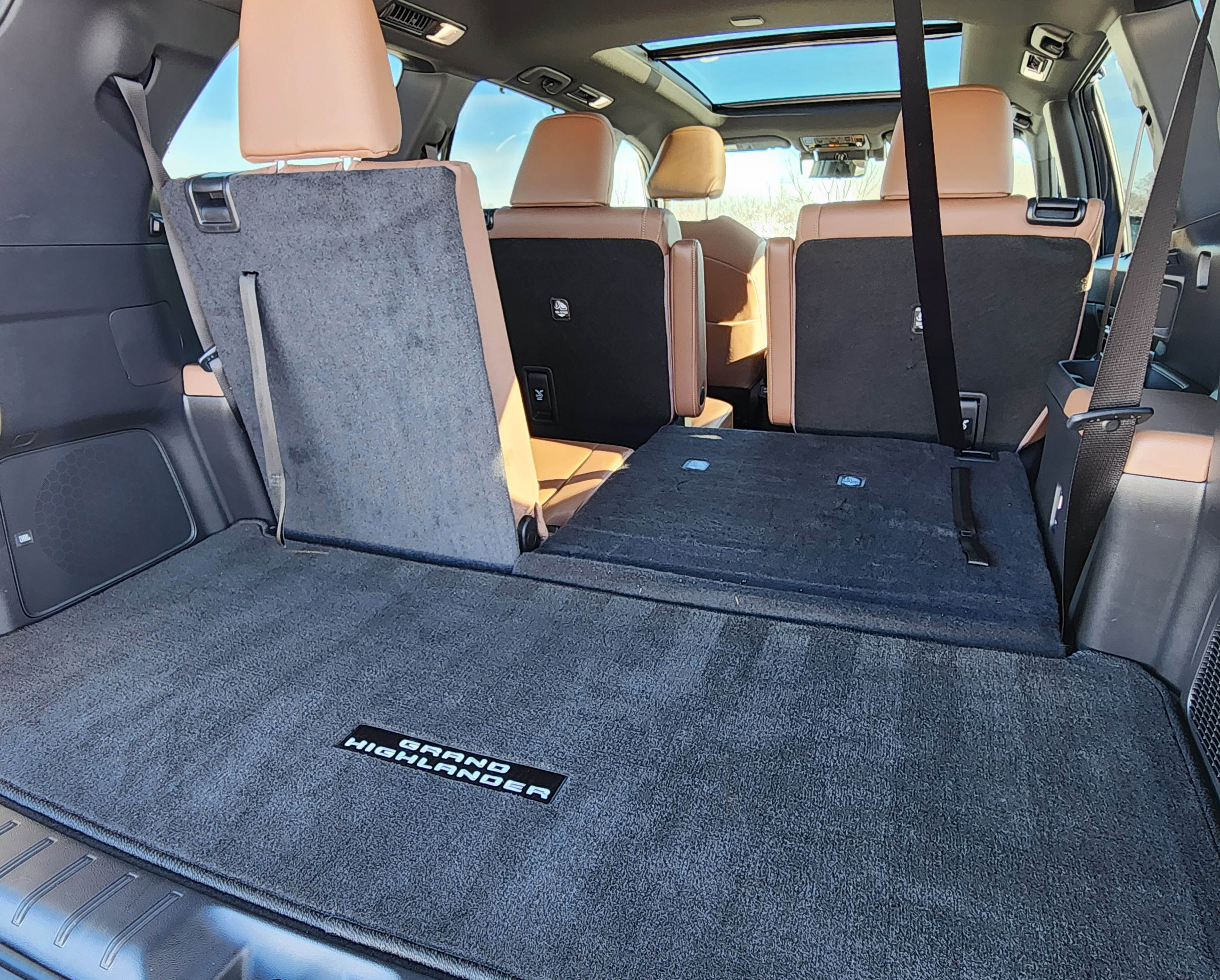 Review: 2024 Toyota Grand Highlander Platinum Hybrid – Savage On Wheels