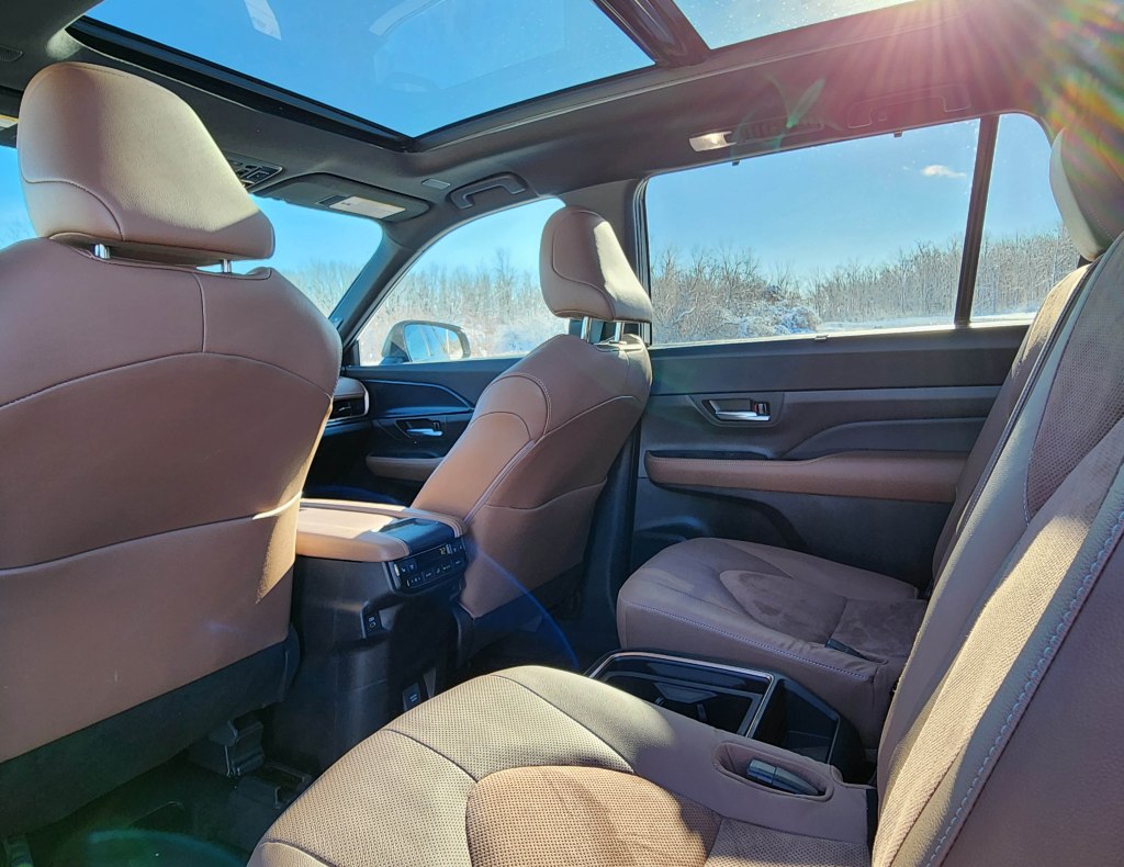 Review: 2024 Toyota Grand Highlander Platinum Hybrid – Savage On Wheels