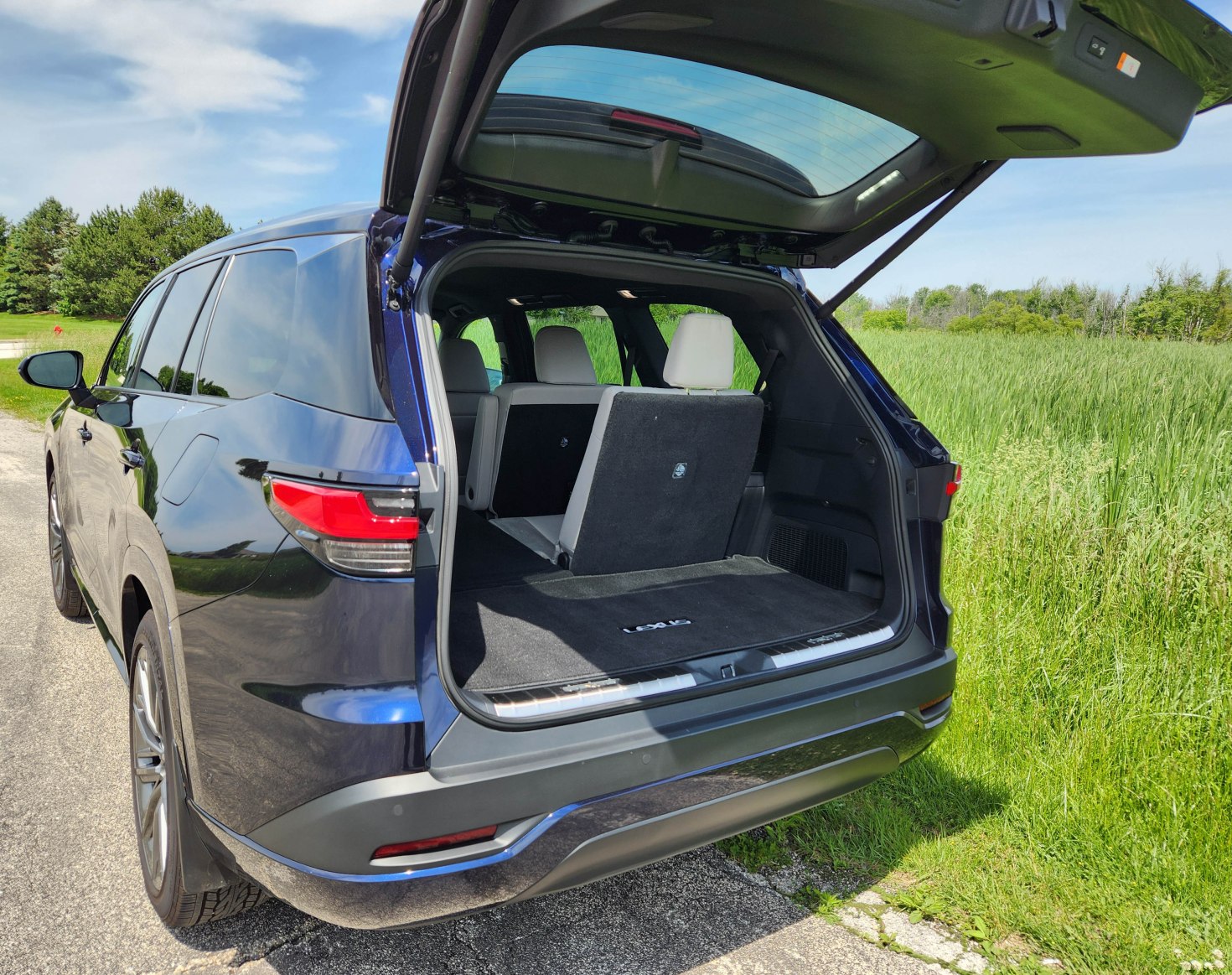 2024 Lexus TX 550h+ Luxury review – Savage On Wheels