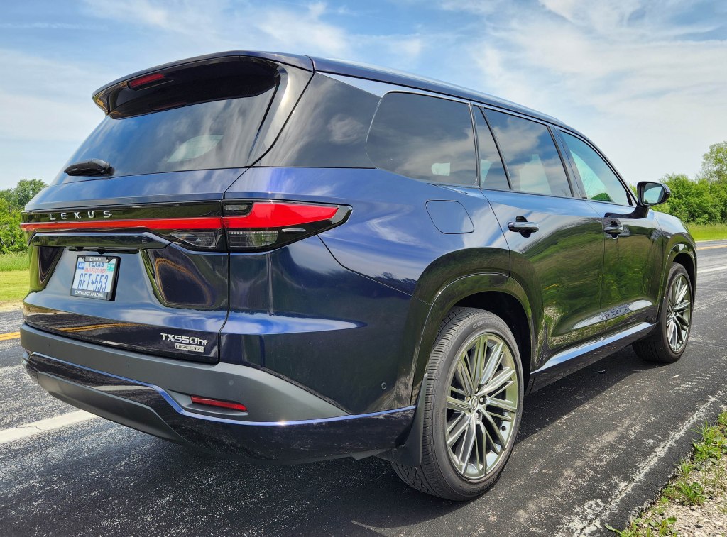 2024 Lexus TX 550h+ Luxury review – Savage On Wheels