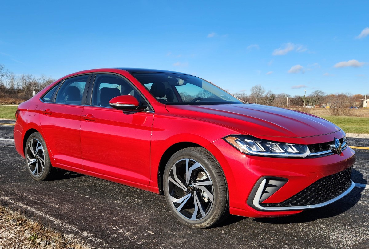 Review: 2025 Volkswagen Jetta 1.5T SEL – Savage On Wheels