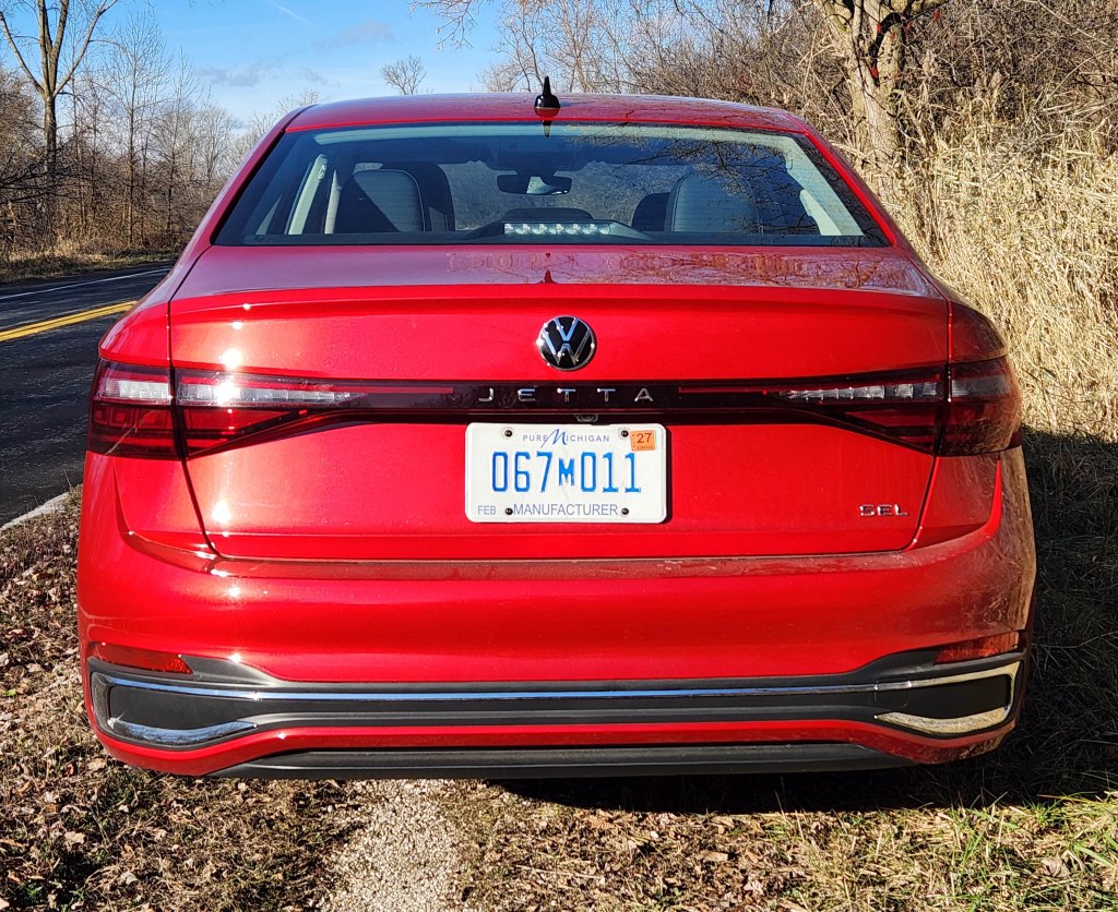 Review: 2025 Volkswagen Jetta 1.5T SEL – Savage On Wheels