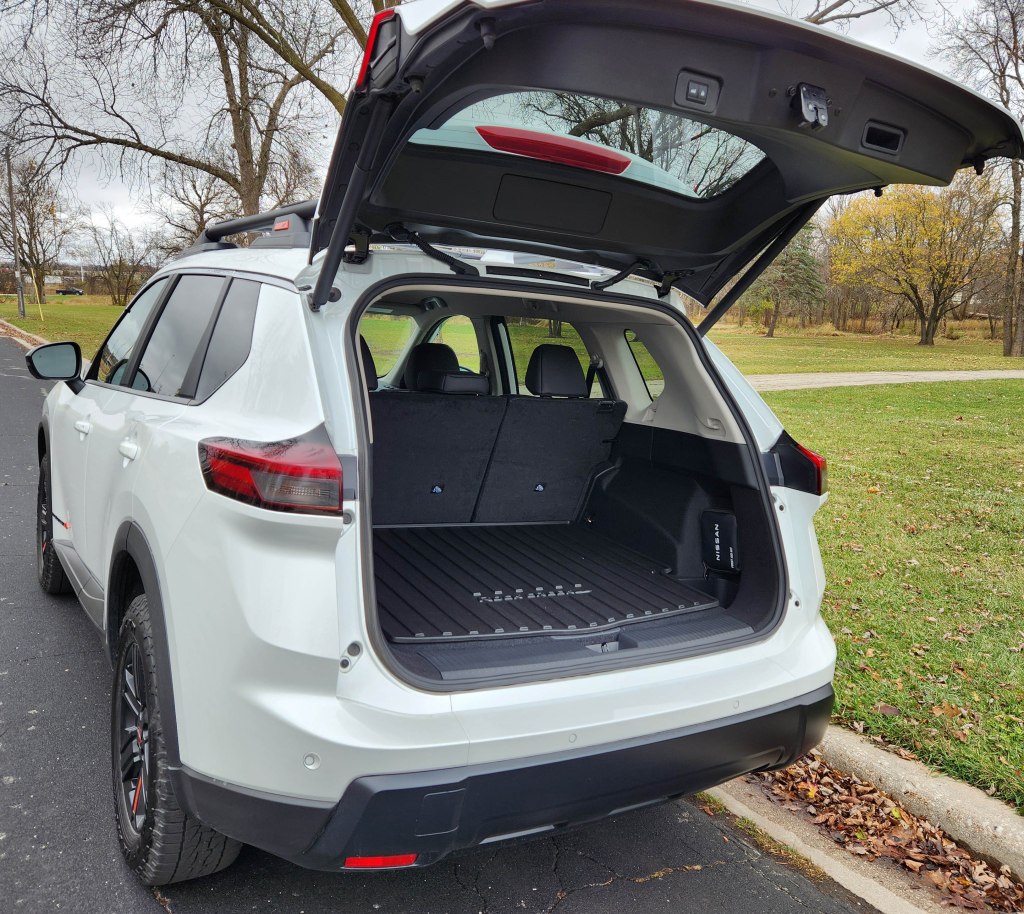 Review: 2025 Nissan Rogue Rock Creek – Savage On Wheels
