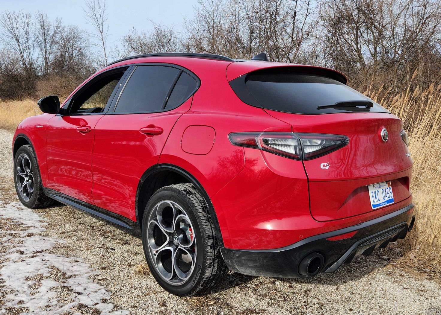 Review: 2025 Alfa Romeo Stelvio AWD – Savage On Wheels