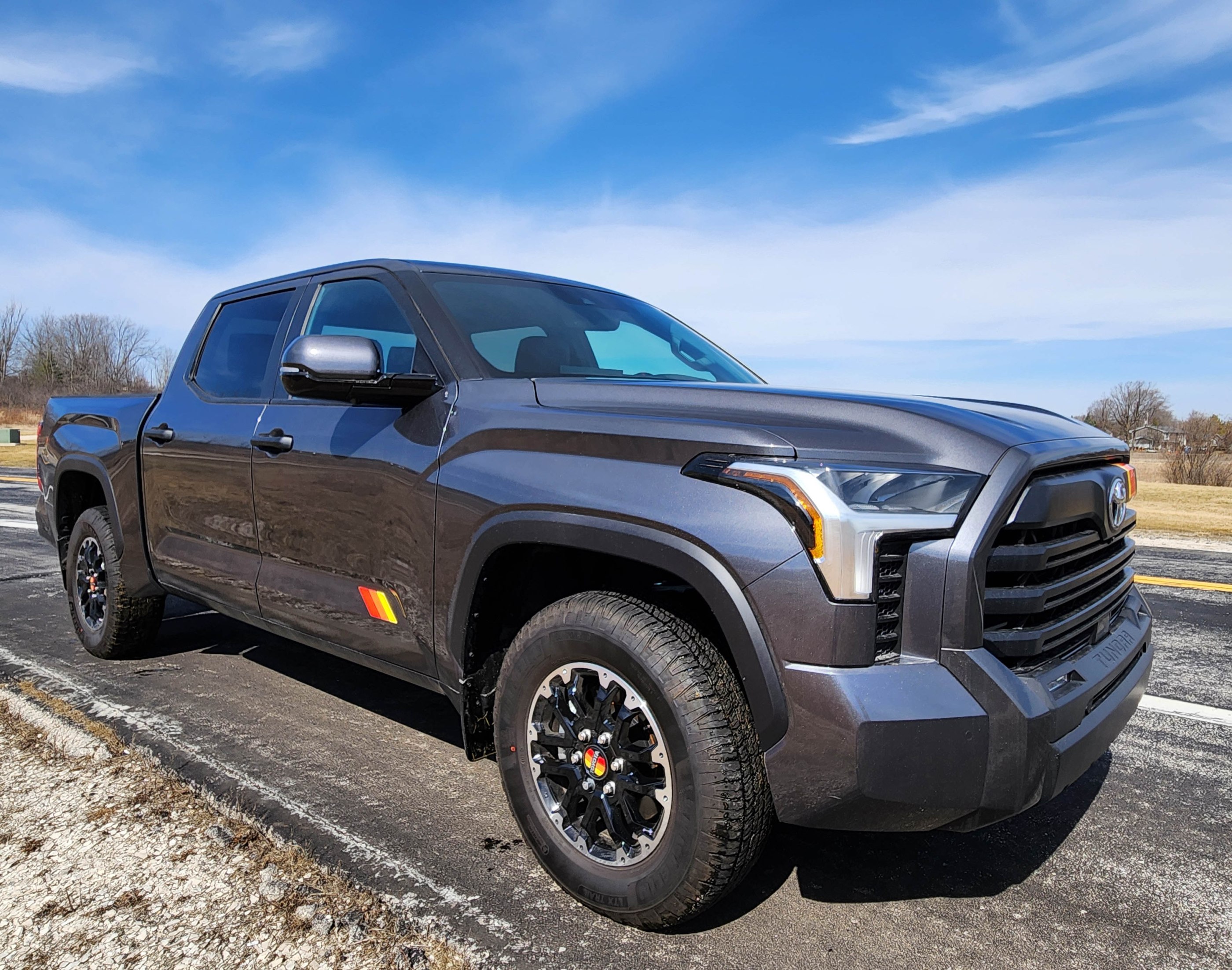 Review: 2025 Toyota Tundra SR5 CrewMax – Savage On Wheels