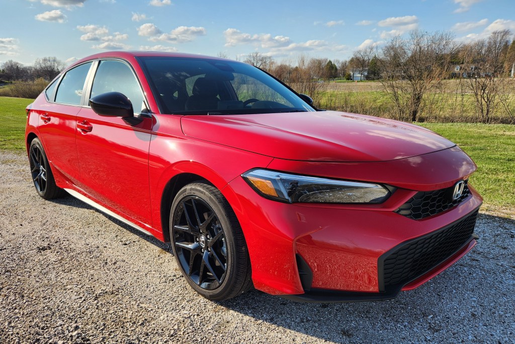 Review: 2025 Honda Civic Hatchback Hybrid Sport – Savage On Wheels