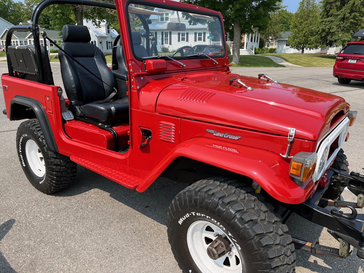 Car Spot: 72 Toyota FJ40 Land Cruiser – Savage On Wheels