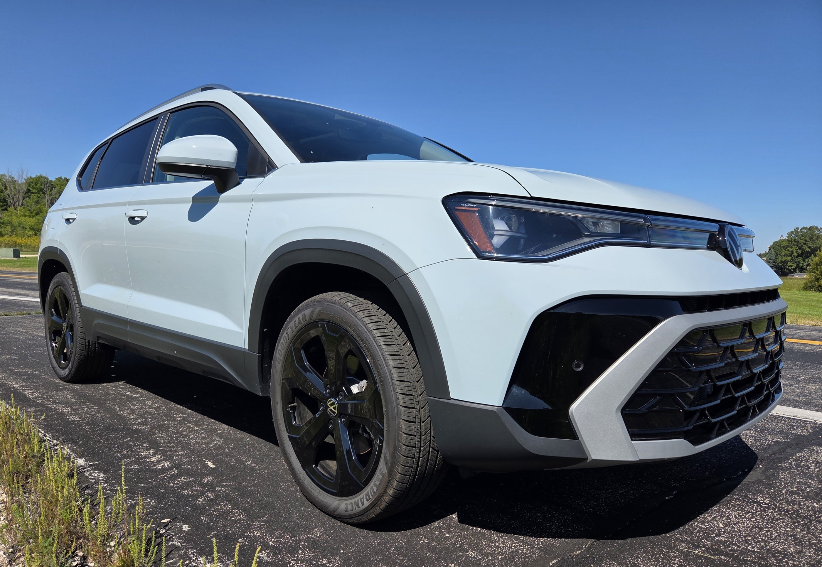 Review: 2025 Volkswagen Taos SEL – Savage On Wheels