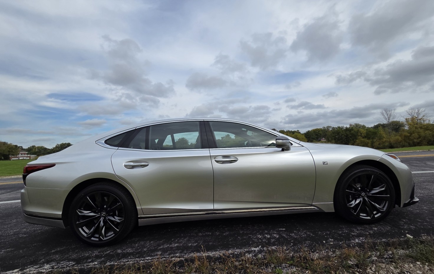 Review: 2025 Lexus LS 500 F Sport AWD – Savage On Wheels