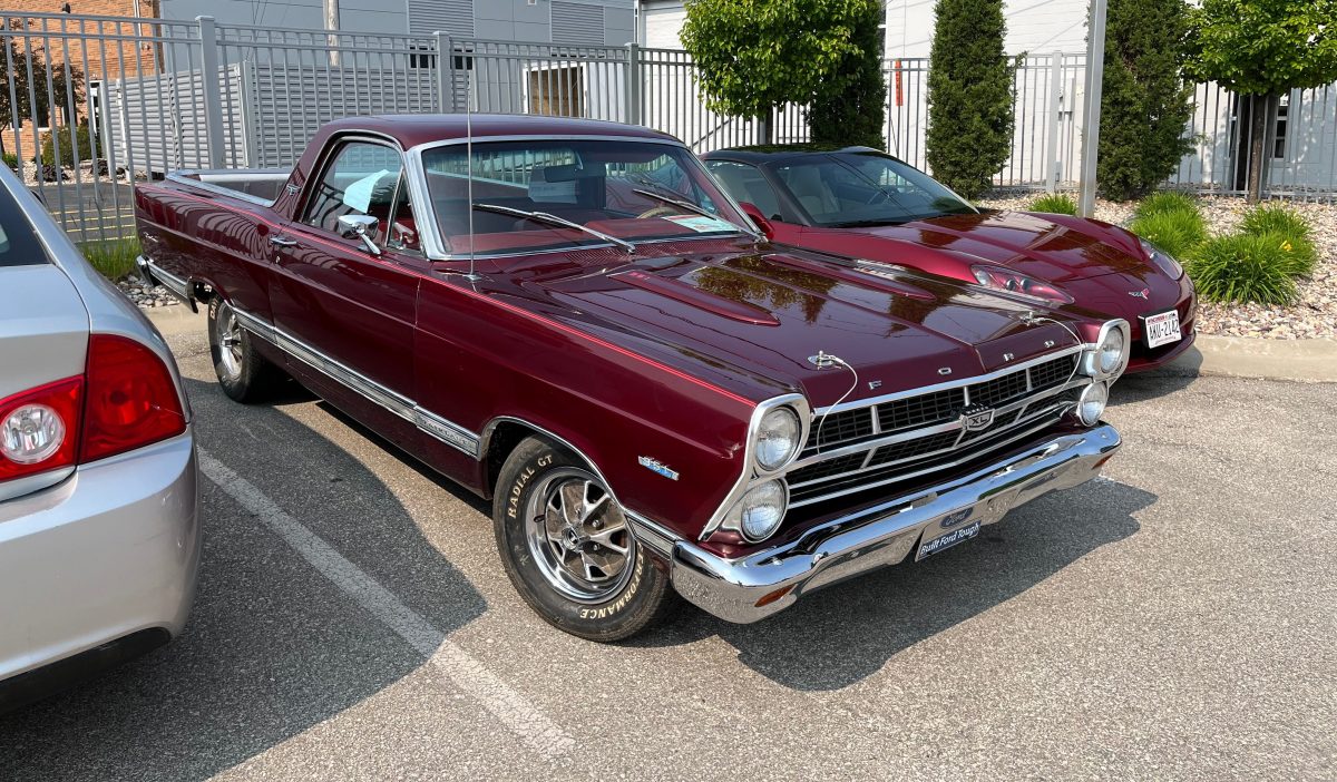 Car Spot: 67 Ford Ranchero 500 XL – Savage On Wheels