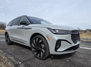Review: 2026 Lincoln Nautilus Black Label – Savage On Wheels