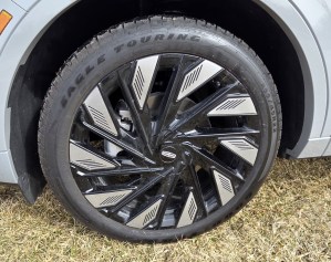 Review: 2026 Lincoln Nautilus Black Label – Savage On Wheels